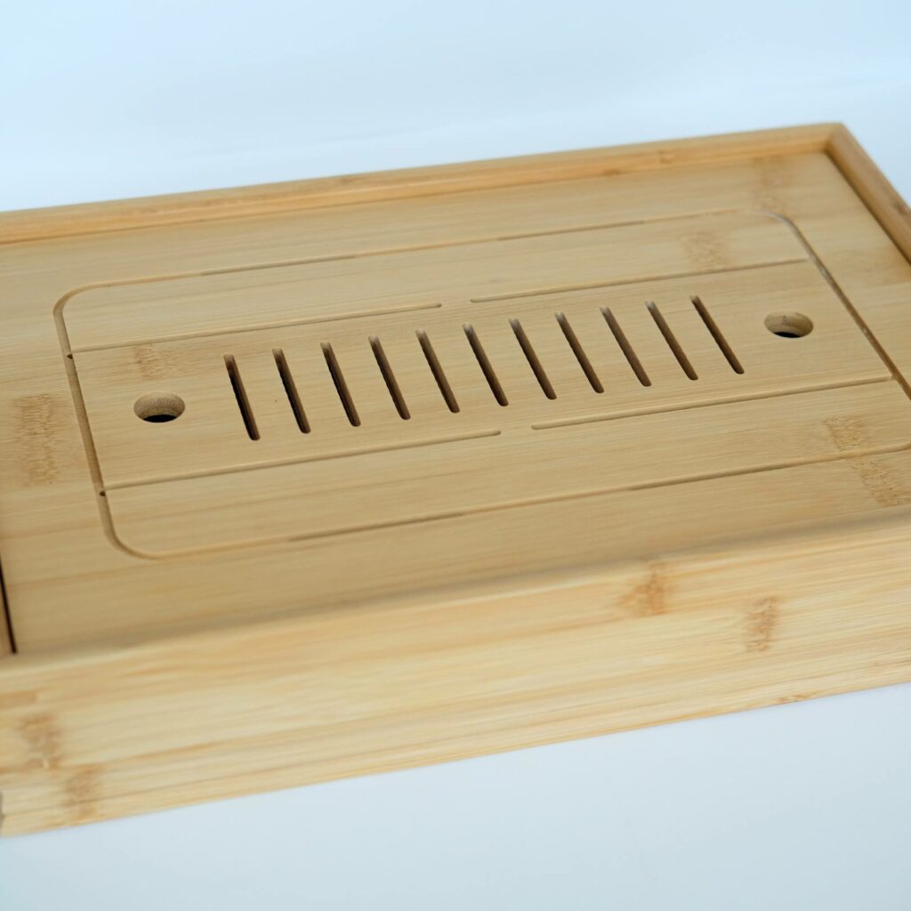Gong Fu Cha bamboo tea table - Thee.be